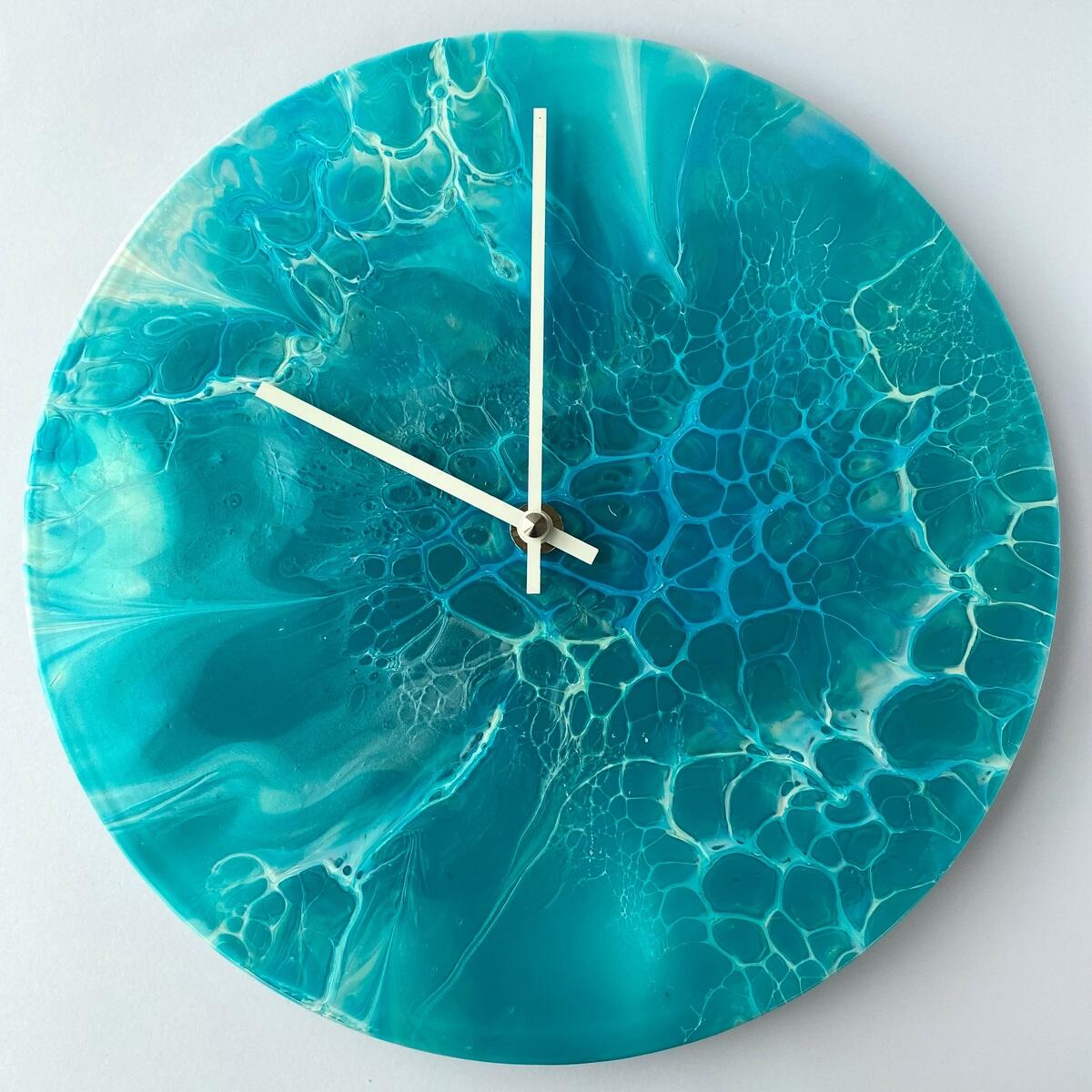 Anderledes vægur → Shop My Fair Lady unika vægur | Redesigna